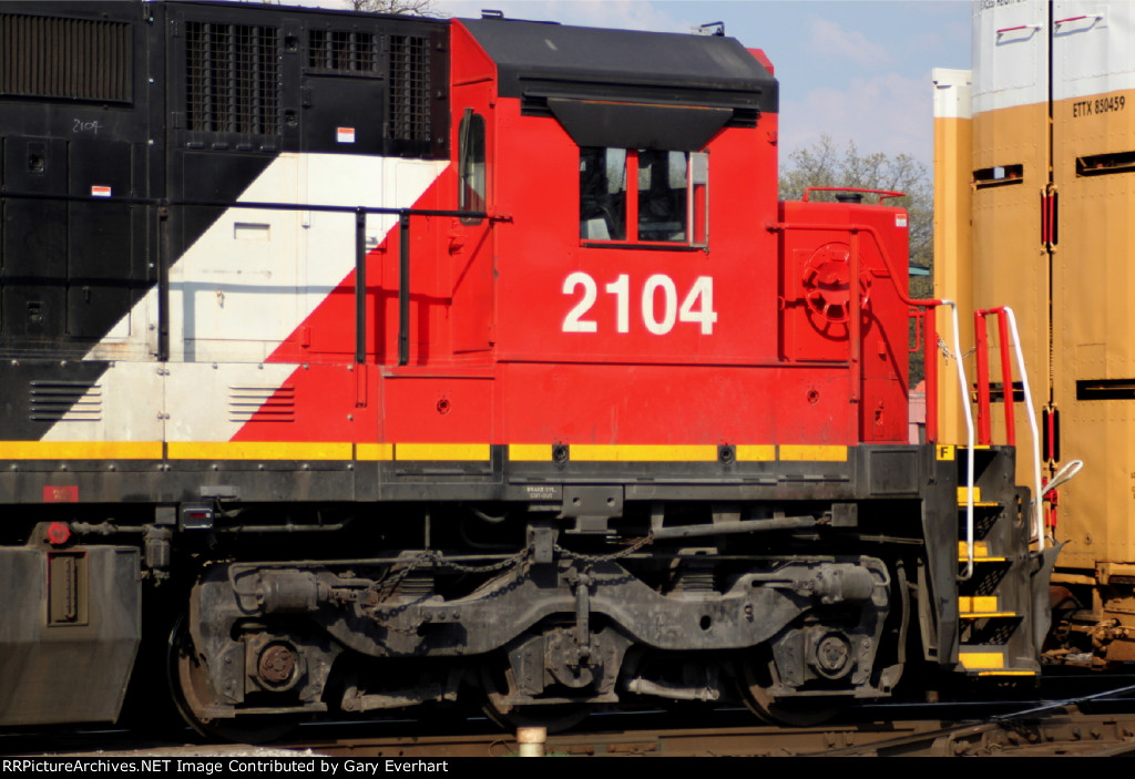 CN 2104 - Canadian National